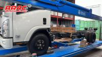 China AA4C 16T 8M 4 Post  Heavy Duty Vehicle Lift Bus Truck Lift  Truck Hoist With Rolling Jack for sale