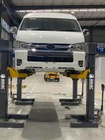China Mechanial screw-up wired Mobile combined  4 Post Heavy Duty Truck Lifts  Bus Lift 20T 30T 45T for sale
