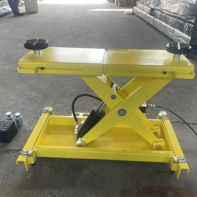 China AA4C Rolling Jack Works On 4 Columns Car Lift Jack Beam With Air Hydrualic Pump , Extensive Platform 7000lbs 3T for sale