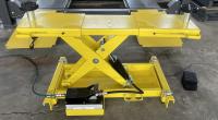 China AA4C Rolling Jack Works On 4 Columns Car Lift Jack Beam With Air Hydrualic Pump , Extensive Platform 7000lbs 3T for sale