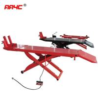 China 1000 Lbs Mc Motorcycle Lift Bench Air Motorbike Hydraulic Lift Workbench Stand for sale