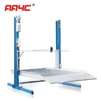 China AA4C 2 post parking lift (middle post shared version) 3.0T 1.8M lifting height for sale