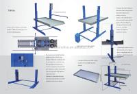 China AA4C 2 post parking lift (middle post shared version) 3.0T 1.8M lifting height for sale