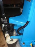 China AA4C 1 pillar hydraulic car lift for sale