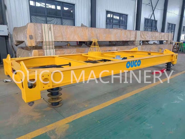 container spreader (4)_ container spreader (4)_