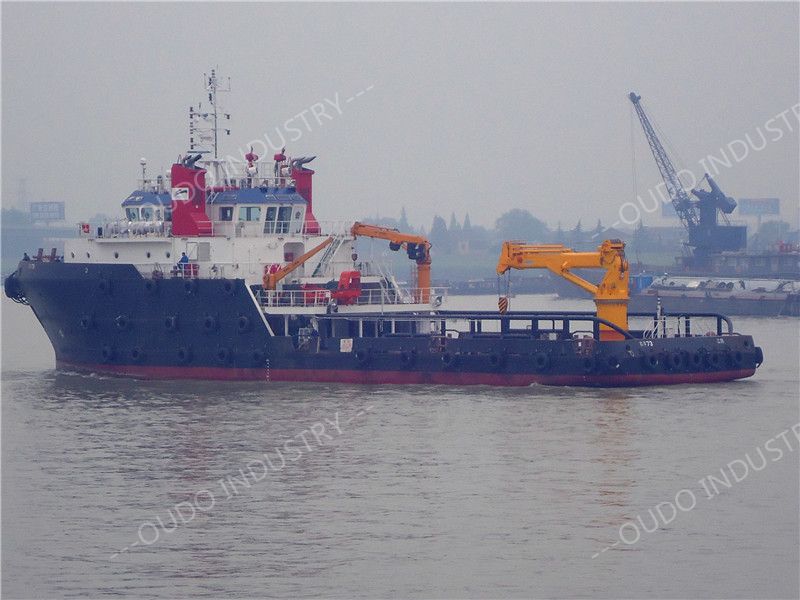 marine crane