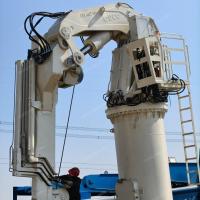 China 4T 14M Knuckle And Foldable Boom Marine Crane for sale
