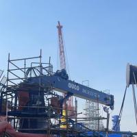 China 5T12.5M Carry Deck Crane for sale
