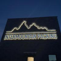 China Custom Halo Lit Channel Letters , 3D Gold Channel Letters Signs for sale