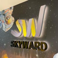 China Custom Halo Lit Channel Letters , 3D Gold Channel Letters Signs for sale