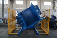 China Hydraulic Pallet Inverter Rotator 2000kg Capacity 180° Rotation for 1000-1300mm Pallets for sale