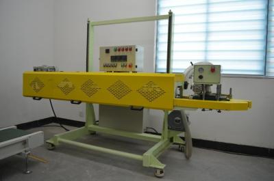 China Automatic Continuous Bag Heat Sealer Machine DCS-32 for PE PP Bags with 12 M/min Speed and 300°C Temperature Control for sale