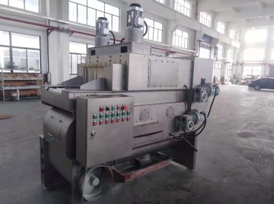 China Automatic Bag Slitting Machine with Belt Conveyor - 800 Bags/Hour Capacity, 98% Emptying Efficiency for sale