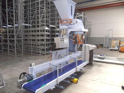 China Automatic Fertilizer Sand Weighing Bagging Machine 25-50kg Double Load Cell Mobile for sale