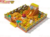 China Inflatable Commercial Bouncy Castle With Challange Obstacles for sale
