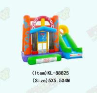 China Adult Inflatable Castles With Colorful Circular Patterns for sale