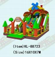 China Farmland Inflatable Playground with Rainbow Slide Customized for sale