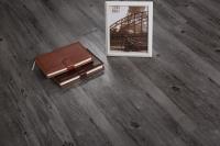China UV finish coating Sheet Vinyl Flooring Wood Grain Scratch Resistant for sale