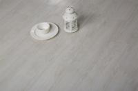 China Fire Resistance PVC Vinyl Plank Flooring Click System 4mm Thickness 0.3mm Wear Layer for sale