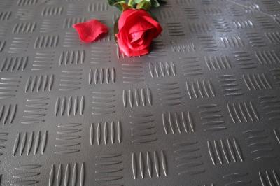 China Garage Viny Floor Luxury Pvc Flooring UV Coating Customizable for sale