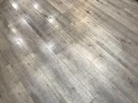 China Rolled Decor Layer Pvc Plastic Flooring LVT SPC Flooring Color Fastenness for sale