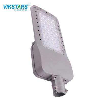 China Waterproof 100W IP65 Solar Energy Street Light For School Road Lighting for sale