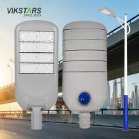 China 150lm/w Module LED Street Lights 100W 200W 240W For Main Street With Photocell IP66 IK08 Public Lighting Lamps for sale