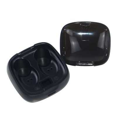 China 0.01mm Plastic Injection Molding Bluetooth Headset Charging Chamber Shell for sale