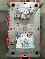 China Plastic Injection Mold Water Tank Brake Fluid Reservoir High Precision 300000 Shots for sale