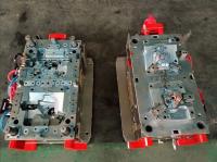 China Plastic Injection Mold Water Tank Brake Fluid Reservoir High Precision 300000 Shots for sale