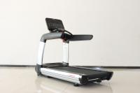 China Commercial Electric Bluetooth Incline Treadmill 20in Running Area 400lbs Capacity for sale