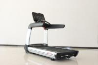 China Commercial Electric Bluetooth Incline Treadmill 20in Running Area 400lbs Capacity for sale