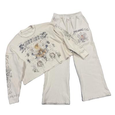 China Custom Rhinestone Waffle Fabric Knit Long Sleeve Sweatsuit T Shirt and Sweatpants Set for Men Heavyweight Streetwear Tracksuit for sale