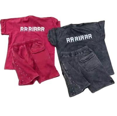 China Custom Summer Tracksuit Casual Acid Wash Cargo Sweatsuit Rivet Vintage Applique Embroidered T Shirt and Shorts Set for Men for sale
