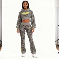 China Manufacturer Custom Cheetah Print Jogging Legging Workout Outfits Leopard Crop Top Hoodie and Sweatpants Matching Sets for Women for sale