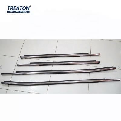 China OEM 68210-0K070 TREATON-CAR Window Moulding Weatherstrip Seal Belt for Hilux With High Quality for sale