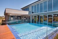 China Technique Glass Mosaic Swimming Pool Tiles in Spain Colors 4mm Thickness Affordable for sale