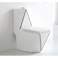 China Ceramic Toilet Seat Sets and Sink Bathroom with Traditional Design Style Water Closet for sale