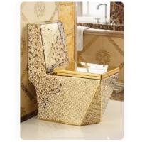 China Modern Ceramic Toilet WC Set with Gold Finish Dual Flush Siphon Flush Luxury Bathroom for sale