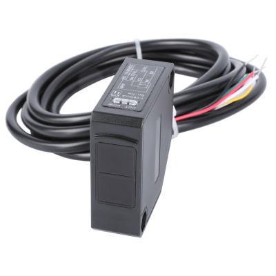 China Reflective IR Sensor for Roller Shutter Doors | 7m Range | Solid Relay Output | 10–30V DC for sale