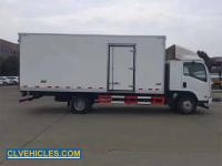 China 700P 190HP ISUZU Reefer Truck Commercial Refrigerated Trucks Air Suspension for sale