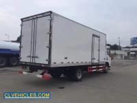 China 700P 190HP ISUZU Reefer Truck Commercial Refrigerated Trucks Air Suspension for sale