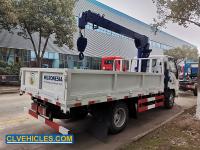 China ELF ISUZU Truck Mounted Crane 98hp 4X2 3 Arm Lifting Boom for sale