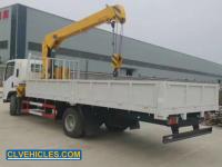 China 700P 190hp ISUZU Truck Mounted Crane 5 Ton Two Arm 5995*2350*3200 mm for sale
