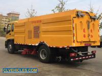 China ISUZU FTR 205hp Truck Mounted Street Sweeper 4000L Water Tank 8000L Waste Tank for sale