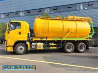 China ISUZU GIGA Sewage Vacuum Pump Truck 460hp 25000 Liters With High Pressure Washer for sale