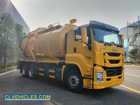 China ISUZU GIGA Waste water Vacuum Truck 460hp 6x4 Heacy Duty 25ton for sale