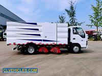 China ISUZU NQR NPR Road Sweeper Truck 6 Wheels ISO9000 CCC Certification for sale