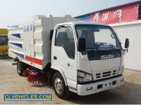 China ISUZU N Series Road Vacuum Cleaner Truck 4x2 130hp 6cbm Electronic Control for sale