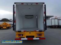 China KV600 ISUZU Reefer Truck 4200mm Refrigerator Box Truck With Climate Control for sale
